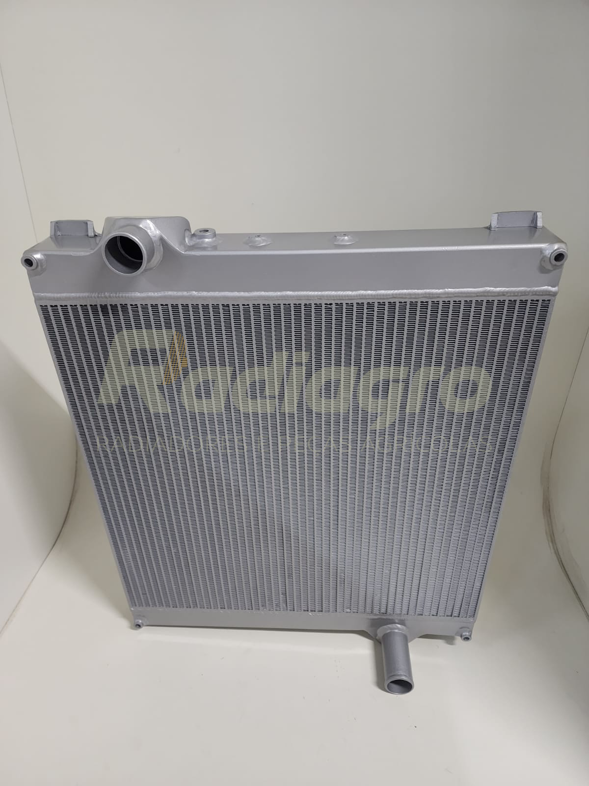 RE226366 - RADIADOR DE ÁGUA - JOHN DEERE - ALUMÍNIO PLACA E BARRA ...