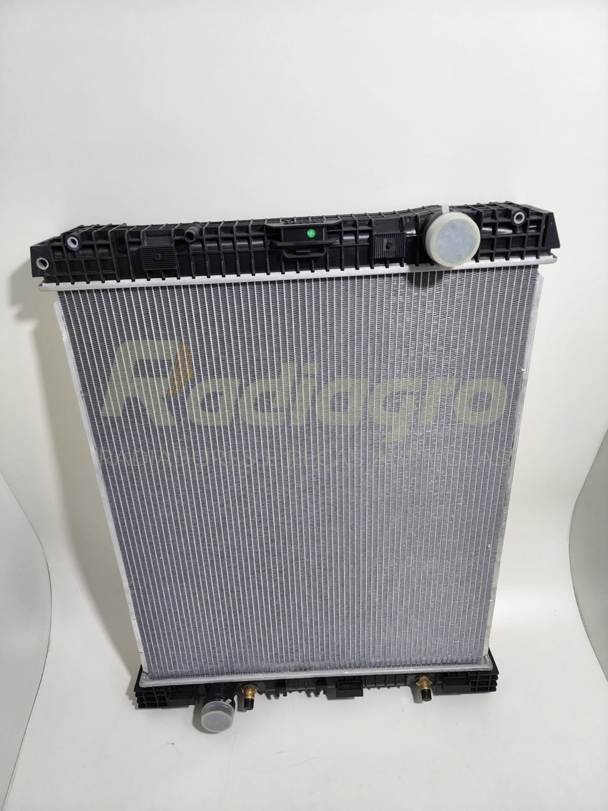 A9405001503 - RADIADOR DE ÁGUA - CAMINHÃO - MERCEDES BENZ - AXOR - 1823 ...